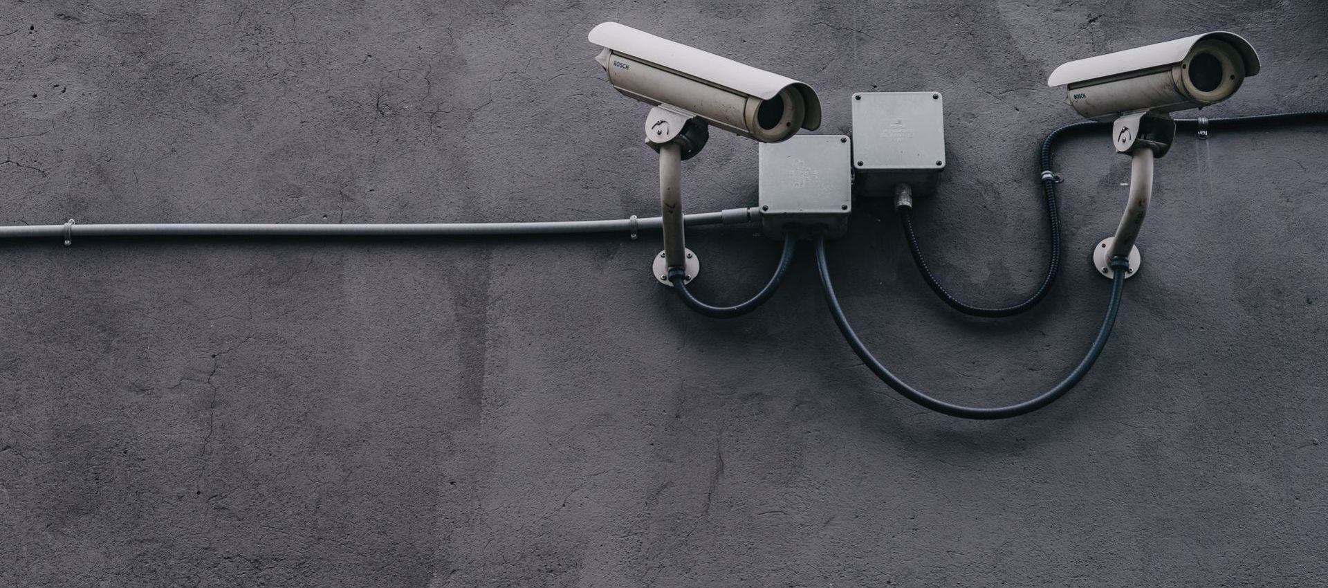 How to set up a smart home security system